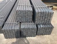 China 25mm Galvanised Unequal Angle Steel Q195 Q215 Oiled Painting for sale