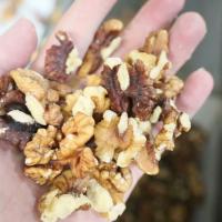 China Smart walnut kernel sorting machine with deep learning multi-profile capability and 12 adaptive outlets, enabling flexible multi-variety nut processing for sale