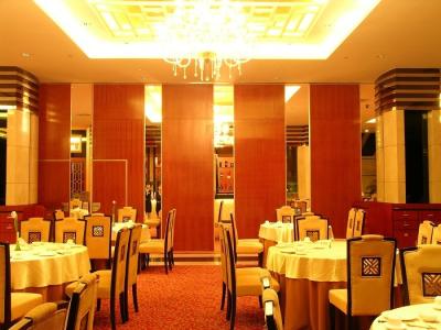 China MDF Panel System Operable Sliding Partition Walls Sound Reduction for sale