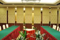 China Movable Partition Wall Fabric Soft Cover 65mm 100mm Conference Room Office Furniture for sale