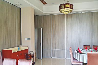 China Decorative Movable Restaurant Partition Wall 65mm to 100mm Top Hung Operable System for sale