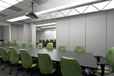 China Folding Acoustic Room Divider 65mm 85mm 100mm Movable Wall for Conference Room for sale