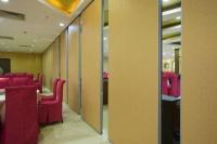 China Commercial Operable Acoustic Room Dividers 65mm 85mm 100mm Sound Insulation Partition for sale