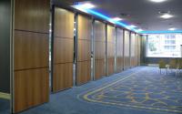 China 4000mm Height Folding Partition Walls Aluminum Alloy Profile Conference Room Dividers for sale
