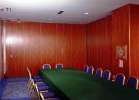China Folding Operable Partition Wall 65mm 85mm 100mm Soundproof Room Divider for Hotel School for sale