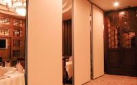 China Acoustic Wooden Folding Room Divider 65mm 85mm 100mm Soundproof Partition Wall for Restaurant Decorative for sale