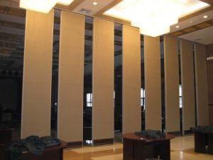 China Floor to Ceiling Sound Proofing Movable Wooden Partition Wall 55 dB Acoustic Sliding Door for sale