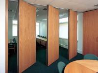 China Aluminum Frame Movable Acoustic Folding Partition Walls 65mm 100mm for Hotels for sale