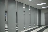 China Good Sound Insulation Movable Room Divider 500 mm Panel Width for sale