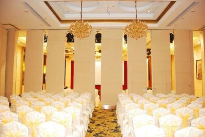 China Acoustic Movable Wall Soundproof Sliding Partition 2000-4000mm Height 32-38db for sale