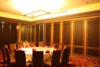 China Custom Plywood Acoustic Room Dividers 65mm 85mm 100mm for Hotel Decorative Environmental Protection for sale