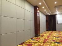 China Commercial Sound Proof Partitions Wall 65mm 85mm 100mm Sliding Folding Acoustic Room Dividers for sale