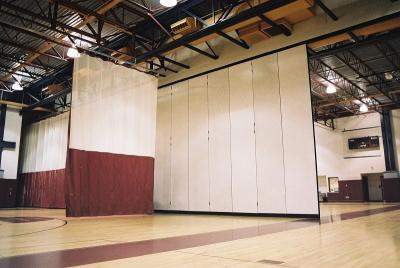 China Interior Decorative Aluminium Profile Operable Gymnasium Wooden Movable Partition Wall 65mm 100mm for sale