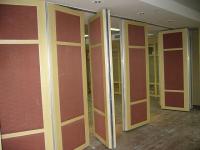 China Soundproof Movable Wall Partition 65-100mm Thick STC 32-55 Acoustic Room Divider for sale