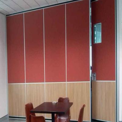 China Decorative Acoustic Accordion Room Divider - 2-17m Height Range, 55dB Sound Insulation, Ceiling Mounted System for sale