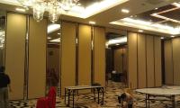 China Soundproof Folding Movable Partition Walls 65mm 85mm 100mm Aluminium Track for sale