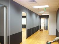 China Sliding Folding Acoustic Room Dividers Sound Proof Partitions 85mm 40-49dB for sale