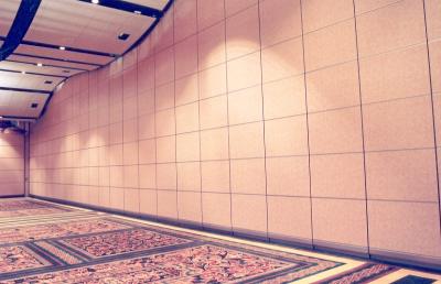 China Multi Color Hotel Movable Partition Walls Aluminium Frame Leather Surface for sale