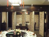 China Melamine Surface Movable Banquet Hall Partition Wall 65mm 85mm 100mm Sliding Acoustic Room Dividers for sale