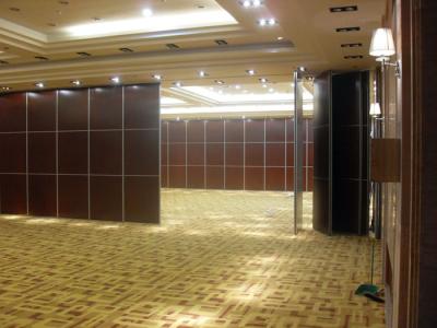 China Commercial Movable Wall Partitions Melamine Panel Thickness 85 mm for sale