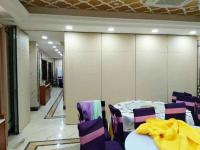 China Commercial Position Office Movable Partition Walls Panel Height 4m Width 500mm for sale