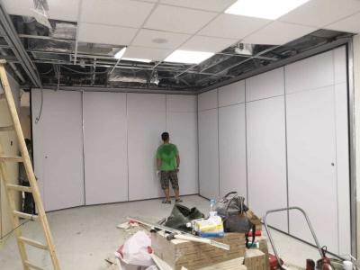 China Banquet Hall Movable Partition Walls / Ballroom Folding Sliding Partition for sale