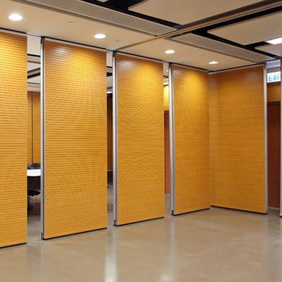 China Soundproof Wooden Foldable Movable Partition Walls 65mm 85mm 100mm for Meeting Room for sale