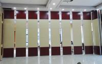 China Custom Movable Floor to Ceiling Acoustic Room Dividers 600-1200mm Panel Width Banquet Hall Partition Wall for sale