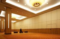 China Wooden Sliding Folding Sound Proof Partition Wall 15m Height 53db STC Hotel Banquet Hall for sale