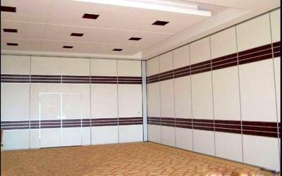 China Reusable Soundproof Folding Partition Wall 6m Height Commercial Movable Acoustic Room Divider for sale