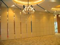 China 65 MM Thickness Soundproof Operable Partition Walls For Restaurant for sale