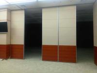 China Aluminium Track Sliding Roller Conference Room Movable Partition Wall With Flexible System Leather Surface for sale