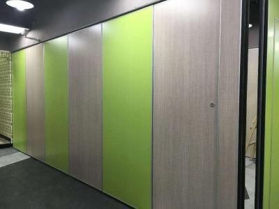 China Soundproof Sliding Aluminum Track Roller Partition Wall Panel Height 4m 500kg Capacity Commercial Furniture for sale