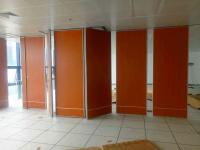 China Acoustic Sliding Movable Partition Wall 600-1200mm Panel Width Top Hung System for sale