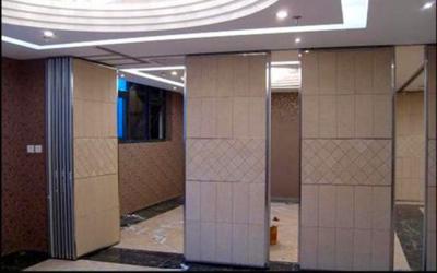 China Custom Hanging Track Roller Soundproof Folding Partition Walls / Movable Room Dividers for sale