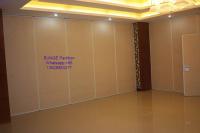 China Acoustic Office Partition Walls 2-4m Height Top Hung Floor Mounted Aluminum Frame 65-100mm Thickness for sale