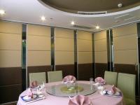 China Soundproof Mobile Movable Wall Partitions Melamine Finishing 500 - 1200 mm Width for sale