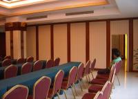 China Acoustical Mobile Folding Sliding Partition / Classroom Wall Partitions for sale