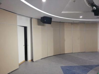 China Durable Lightweight Flexible Movable Sliding Partition Walls For Restaurant for sale