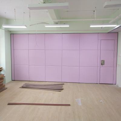 China Classroom Acoustic Operable Folding Wall Partition Wooden Leather Finish 65mm Thick for sale