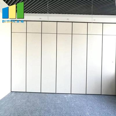 China Removable Wooden Acoustic Folding Partition Wall 65mm 85mm Soundproofing for Banquet Hall for sale