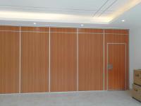 China 1200mm Width Movable Acoustic Partition Wall Top Hanging System for sale