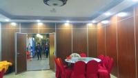 China Manual System Laminated Board Sound Proof Partitions For Ballroom for sale