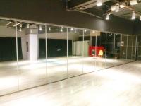 China Interior Wood Commercial Furniture Folding Partition Wall Height Under 6m for sale