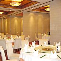 China MDF Mobile Partition Wall 65mm 85mm 100mm Top Hung System for Hotel Banquet Wedding Room for sale
