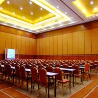 China Internal Cubicle Sliding Floor To Ceiling Partitions Wall For Banquet Hall for sale