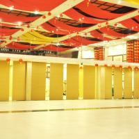 China Hotel Banquet Hall Acoustic Movable Partition Wall 65mm Folding Sliding Gate for sale