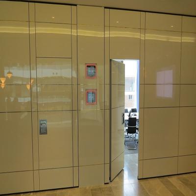 China Hotel Decorative Room Separator Folding Partition Walls Fire Proof for sale