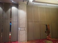 China Movable Soundproof Divider Folding Wall Partition 600-1200mm Panel Width Top Hung System for sale