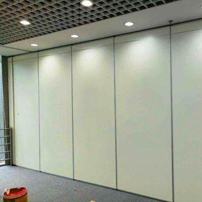 China MDF Board Laminated Fireproof Sliding Rotating Movable Partition Wall For Hotel for sale